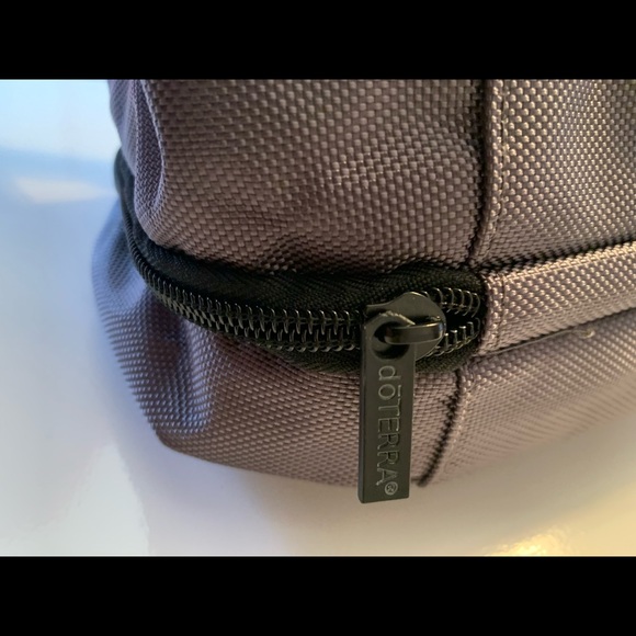 Doterra | Bags | Doterra Toiletry Bag Nwt | Poshmark